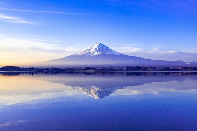 Mt. Fuji Five Lakes Area Private Tour With Licensed Guide(Kawaguchiko Area Dep) - Stunning Scenery and Attractions