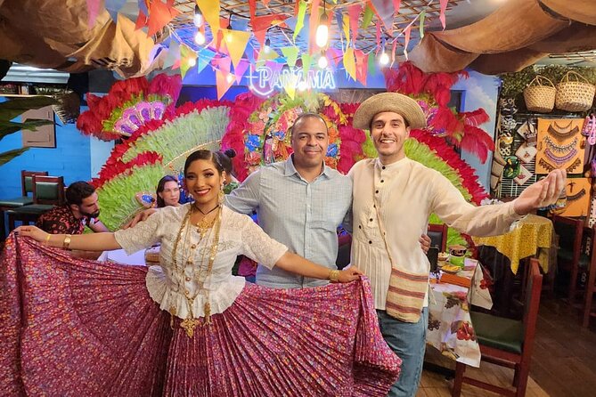Night Out Experience (360 Panoramic Views + Folklore Show) - Dining Experience and Traditional Cuisine