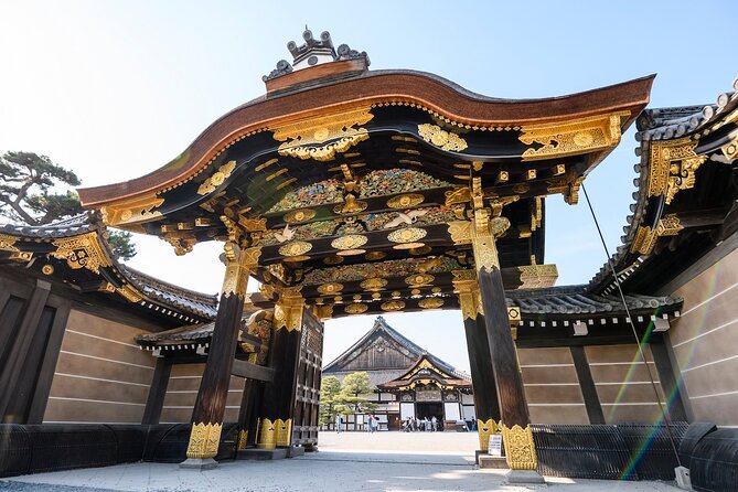 Nijo Castle Samurai Culture Experience With a Fun Expert Guide - Uncovering the Secrets of Ninomaru Palace