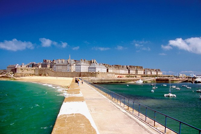 Normandy D-Day Landing Beaches With Private Guide From Paris - Traveler Requirements and Recommendations
