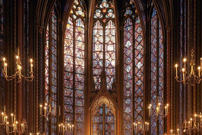 Notre Dame Cathedral Outside Tour Review - Dress Code and Cancellation Policy