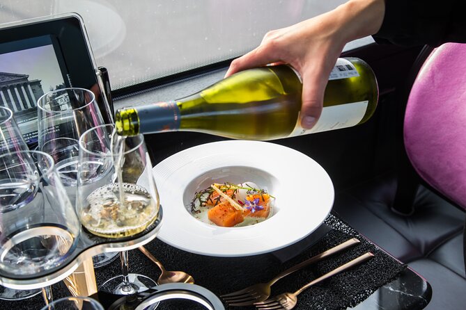 Paris Lunch Bus Toque With Champagne From Champs-Elysees - Meeting Point and Departure Details