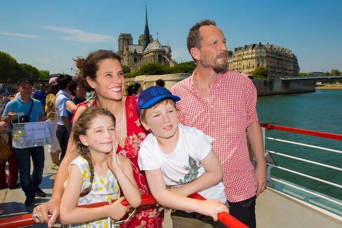 Paris Sightseeing Cruise With Champagne by Bateaux Mouches - Booking Information and Policies