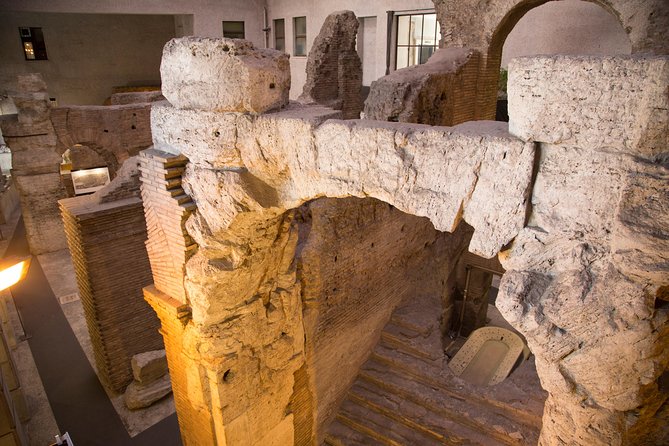 Piazza Navona Undergrounds Stadium of Domitian Review - Accessibility and Practical Considerations