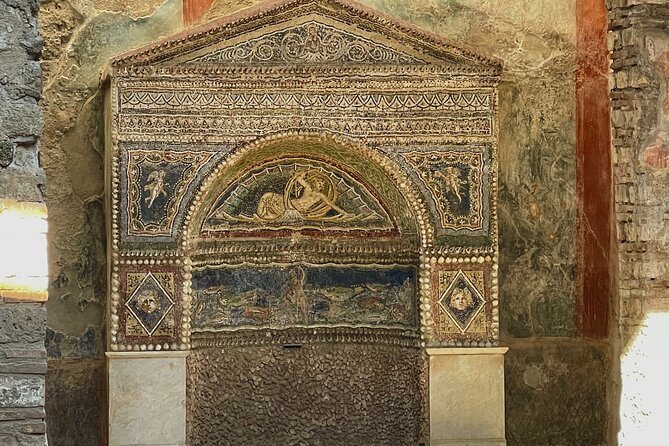 Pompeii Tour of 2 Hours and 30 Minutes With Archaeological Guide - Tour Guide Performance