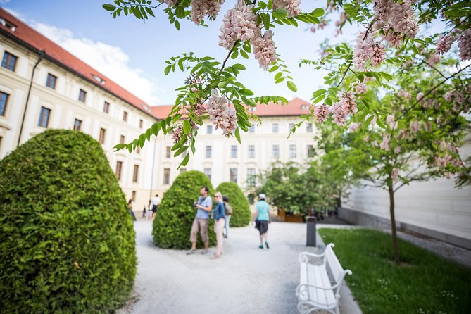 Prague Castle and Canal River Boat Tour - Tour Operation and Flexibility