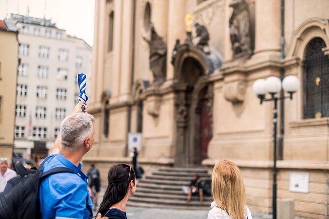 Prague Old Town and Jewish Quarter 90 Minutes Guided Tour - Insights From the Licensed Tour Guide
