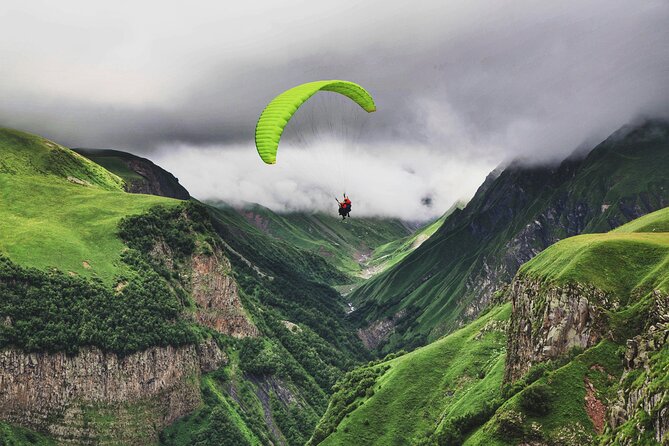 Private Day Tour to Kazbegi and Gudauri - Discovering Gudauri