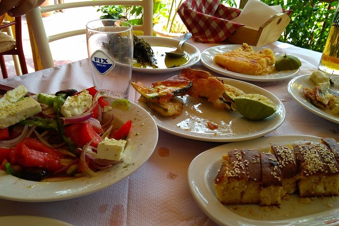 Private Delphi and Hosios Loukas Monastery - Great Lunch and Drinks Included - Explore the Village of Arachova