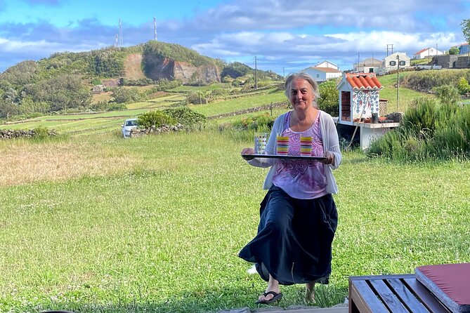 Private Small-Group Weaving Activity in Terceira Island - Personalized Creations