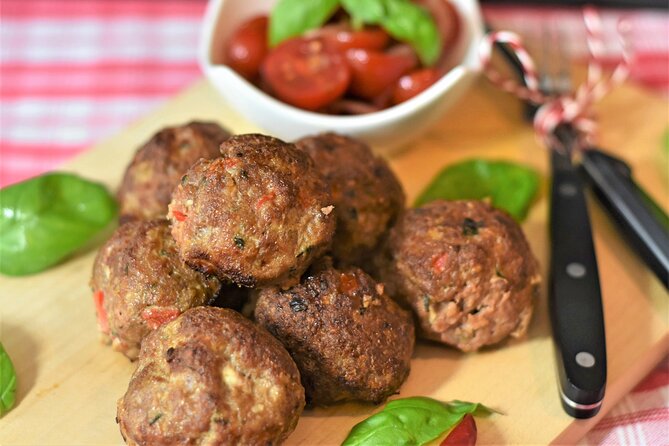 Rimini: Aperitivo & Street Food Tour Delights by Do Eat Better - Exploring the Charcuterie Delights