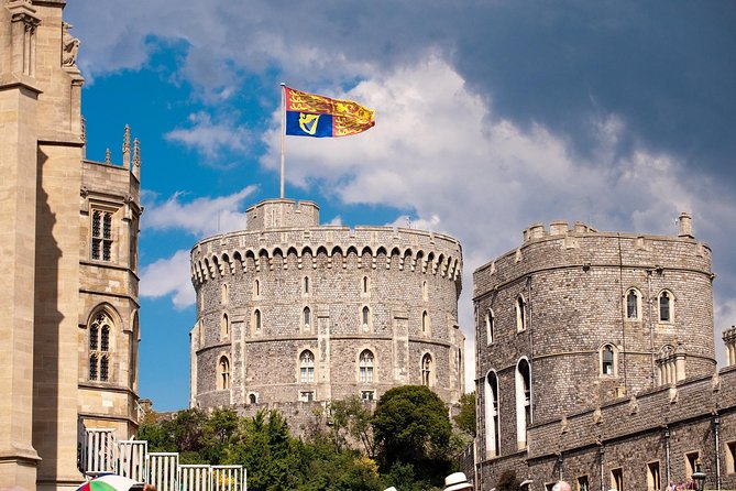 Royal Windsor Afternoon Tour From London - Transportation and Amenities