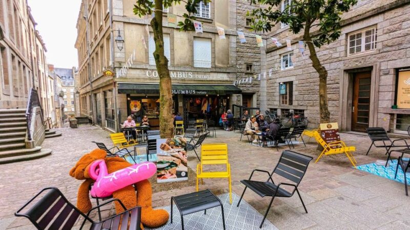 Saint Malo: Leisurely Stroll Through Historical Old Town - Admiring the Magnificent Ramparts and Bastion