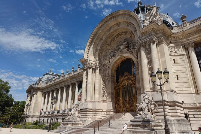 Sightseeing Tour of Most Iconic Parisian Monuments (Rickshaw) - Positive Traveler Experiences