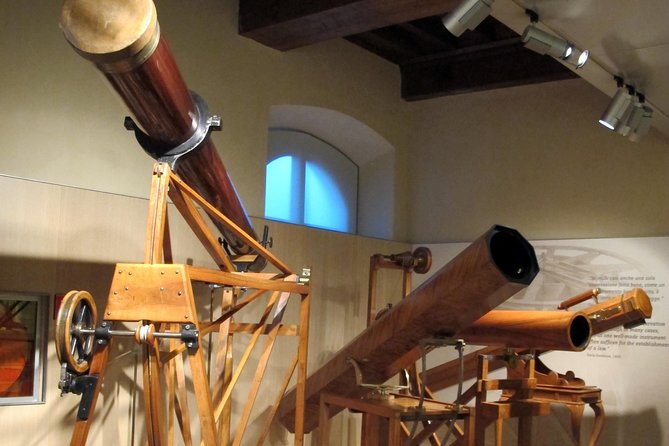 Small-Group Guided Tour of Galileos Museum - Tour Duration and Group Size