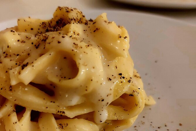 Small-Group Pasta Making Steps From the Vatican Museums - Tiramisu or Strawberries and Cream