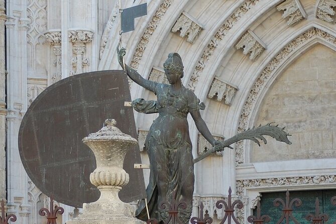 Small Group Tour to Cathedral and Giralda Direct Entrance - Duration and Accessibility