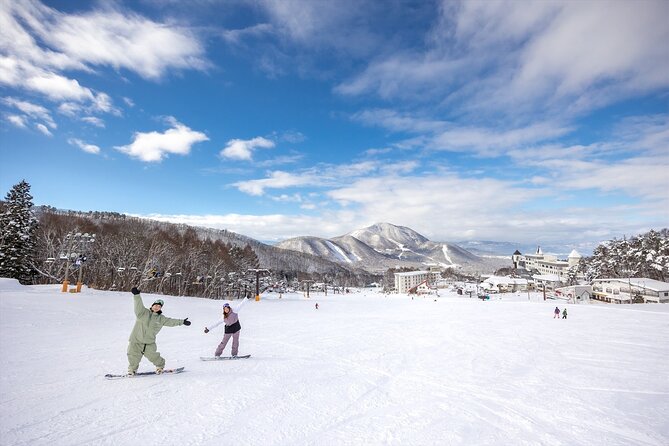 Snow Monkey, Zenko Ji Temple, Sake in Nagano Tour - Customer Responses and Host Engagement