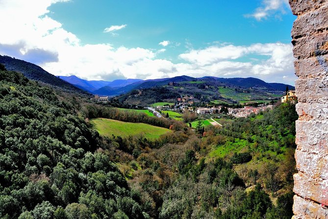 Spoleto Private Walking Tour With Official Guide - Admire Renaissance Artworks