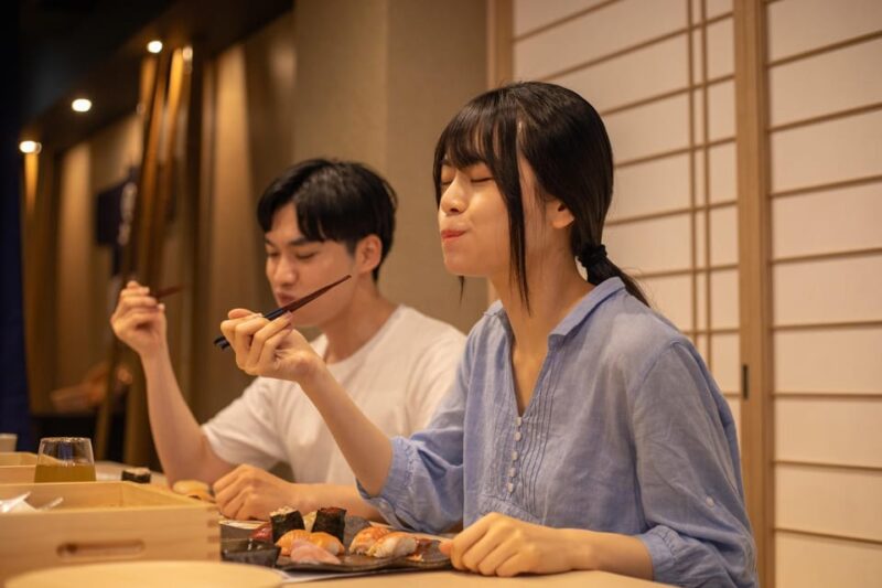 Sushi Making Tokyo｜JOY ASAKUSA - Gunkan Maki Creation