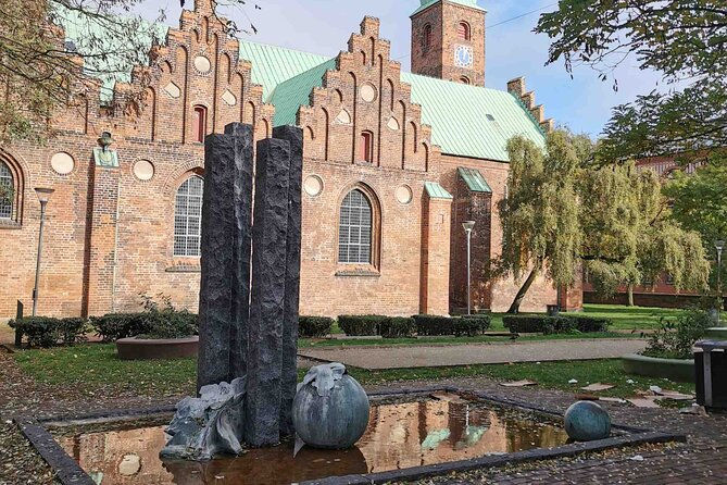 The Ancient Viking Stronghold of Aros: A Self-Guided Audio Tour in Aarhus - User Experiences and Reviews