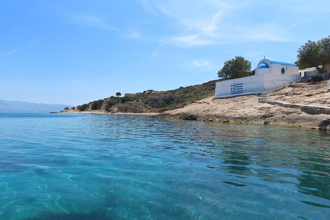 The Santa Maria Full-Day Island Cruise in Aegean Sea - Onboard Facilities and Onboard Dining