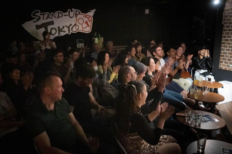 Tokyo: Vegan Food and Stand-Up Comedy Tour in Shibuya - Laughter and Levity at Tokyo Comedy Bar