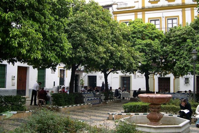 Tour Seville Complete and Jewish Quarter Santa Cruz - Meeting and End Points