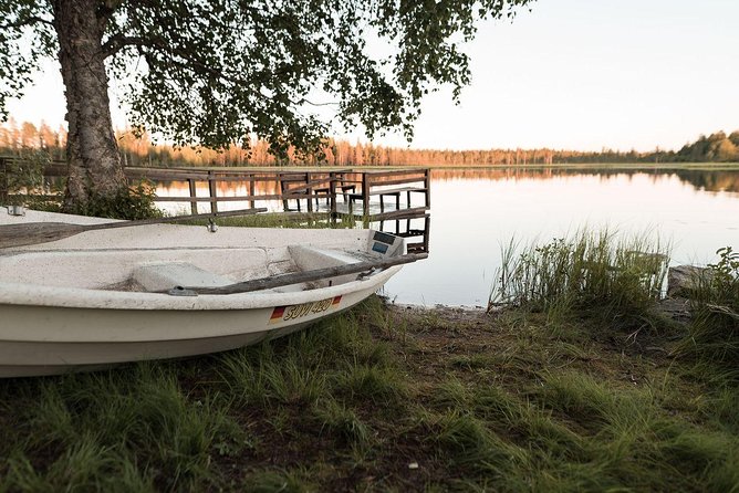 Traditional Lappish Evening in the Wilderness With Dinner - Savoring the Smoked Salmon Dinner
