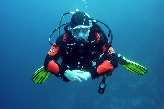 Two Morning Dives in Gozo for Certified Diver - Dive Certification and Physical Fitness Requirements