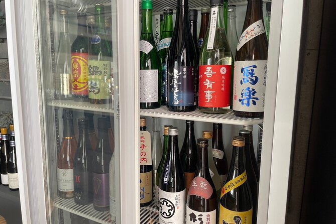 Unlimited SAKE Tasting《OVER-THIRTY-BOTTLES》From ALL OVER JAPAN! - Atmosphere and Educational Aspects
