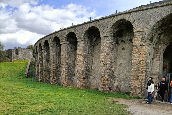 Visit Pompeii Sorrento Positano - Benefits of Private Transportation