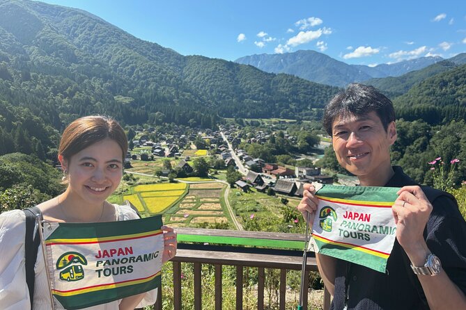 World Heritage Shirakawa-Go Perfect Guided Tour From Kanazawa - Tour Accessibility and Requirements