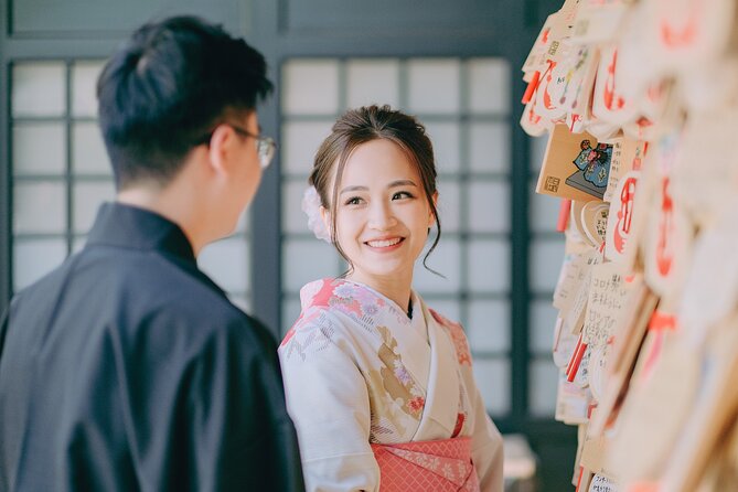 1 Hour Travel Around Tokyo With a Professional Photographer - Accessibility and Participation