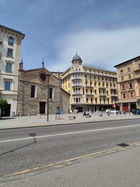 1,5h Walking Tour Splendid Lugano Tour - Prohibited Items and Guidelines