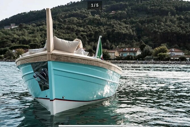 2-Hour Boat Tour at Sunset in the Cinque Terre With Pesto Tasting and Focaccia - Meeting Point and Location