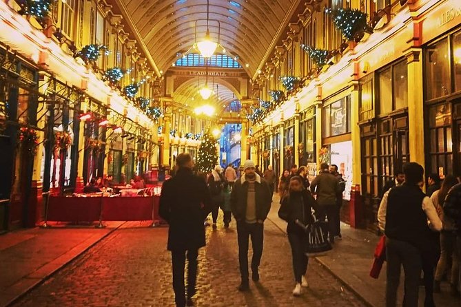 A Christmas Carol and Charles Dickens Old London Walking Tour - Taking in the Historical Context