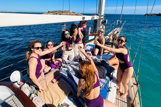 A Sailfoodness Experience, Gastronomy and Relaxation at Sea - Tour Accessibility and Participation