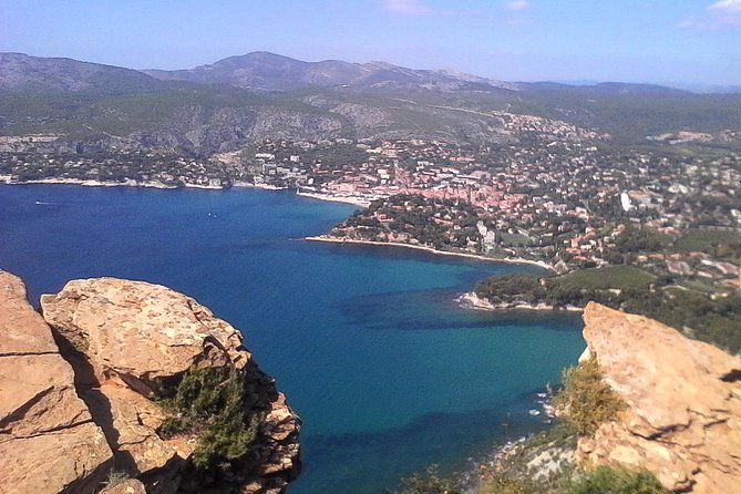 Aix En Provence, Marseille & Cassis Private Tour in Minivan - Highlights and Insights