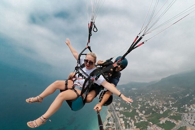 Antalya Alanya Paragliding Takeoff From 700 Meters - Preparing for the Paragliding Adventure