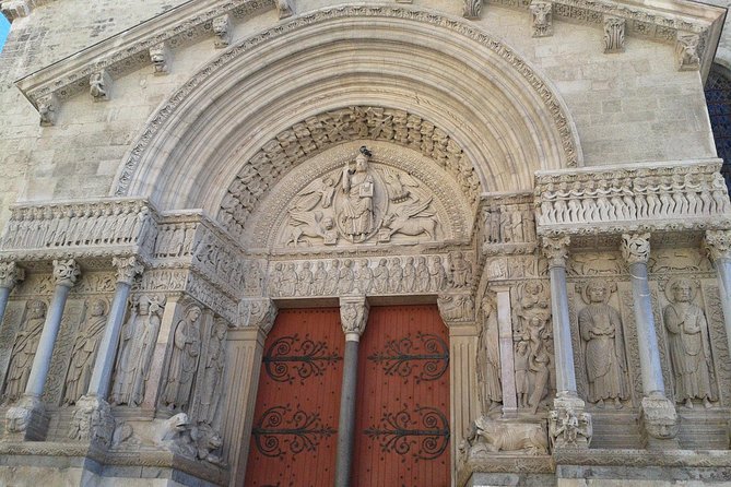 Arles, Les Baux, and Saint Remy De Provence From Marseille - Transportation and Accessibility