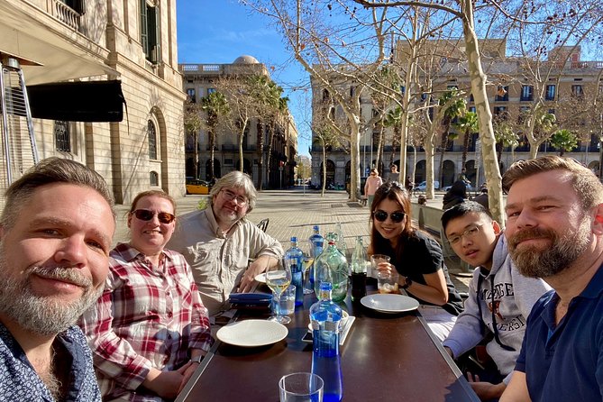 Barcelona Historic Walking Tour and Food Experience - Exploring the Gothic Quarter