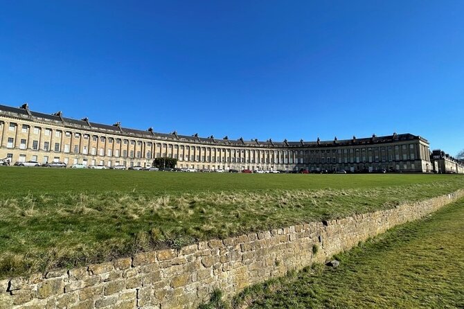 Bath Public Walking Tour Including Bath Abbey - Customer Feedback and Guide Recognition