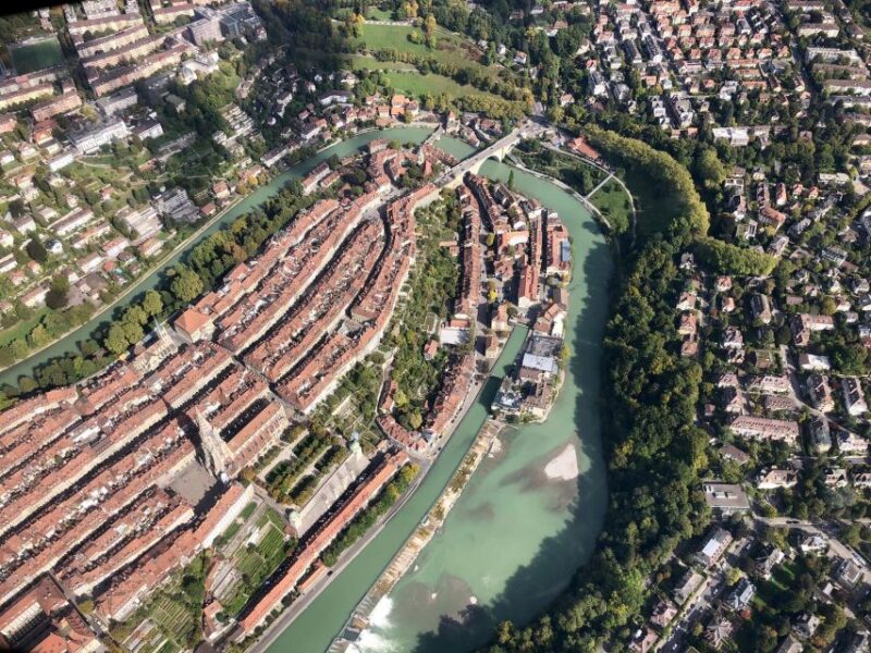 Bern: Private 18-Minute Helicopter Flight for up to 3 People - Booking Information