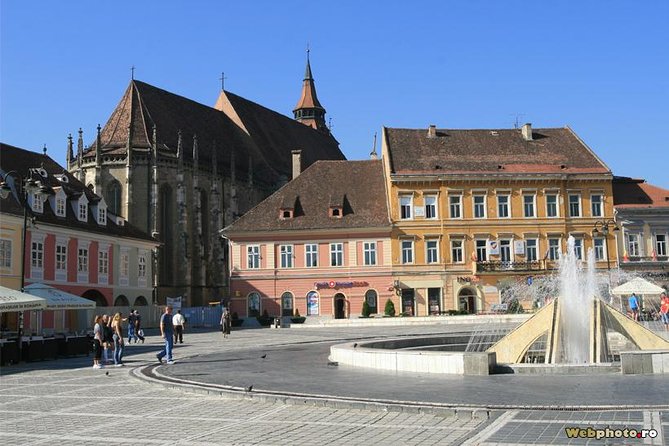 Bran Castle, Peles Castle and Brasov City - Private Tour From Bucharest - Exploring Bran Castle