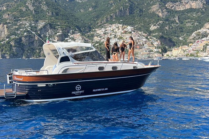 Capri Tour From Sorrento - 38FT Motorboat APREAMARE - Exploring Capri by Motorboat