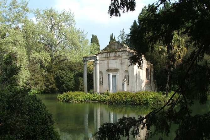 Caserta Royal Palace & Gardens Small Group Tour Inc. Shuttle - Getting There