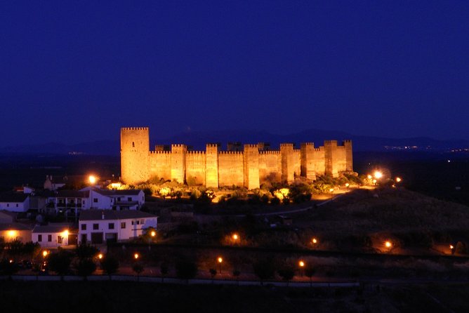 Castle of Baños De La Encina - Architecture and Design