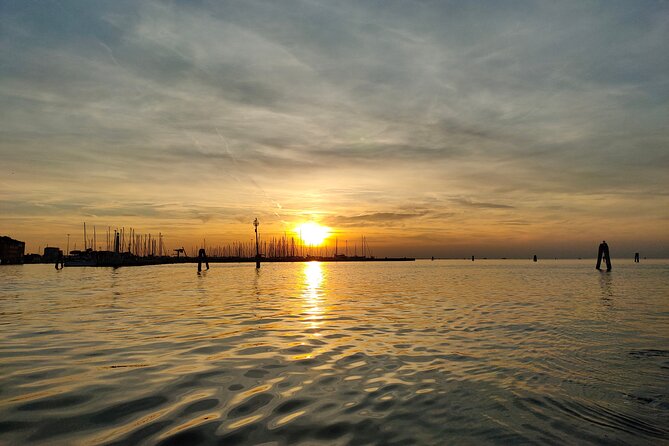 Chioggia: Unveiling City Charm By Boat - Personalized and Knowledgeable Tour Guidance