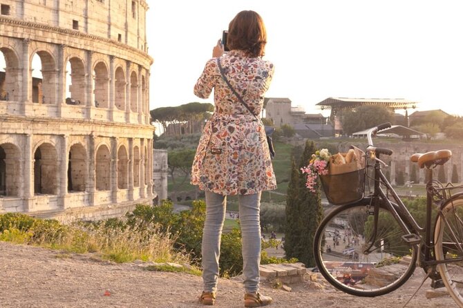 Colosseum: Gladiator's Gate & Arena Floor Experience - Exploring the Roman Forum Ruins